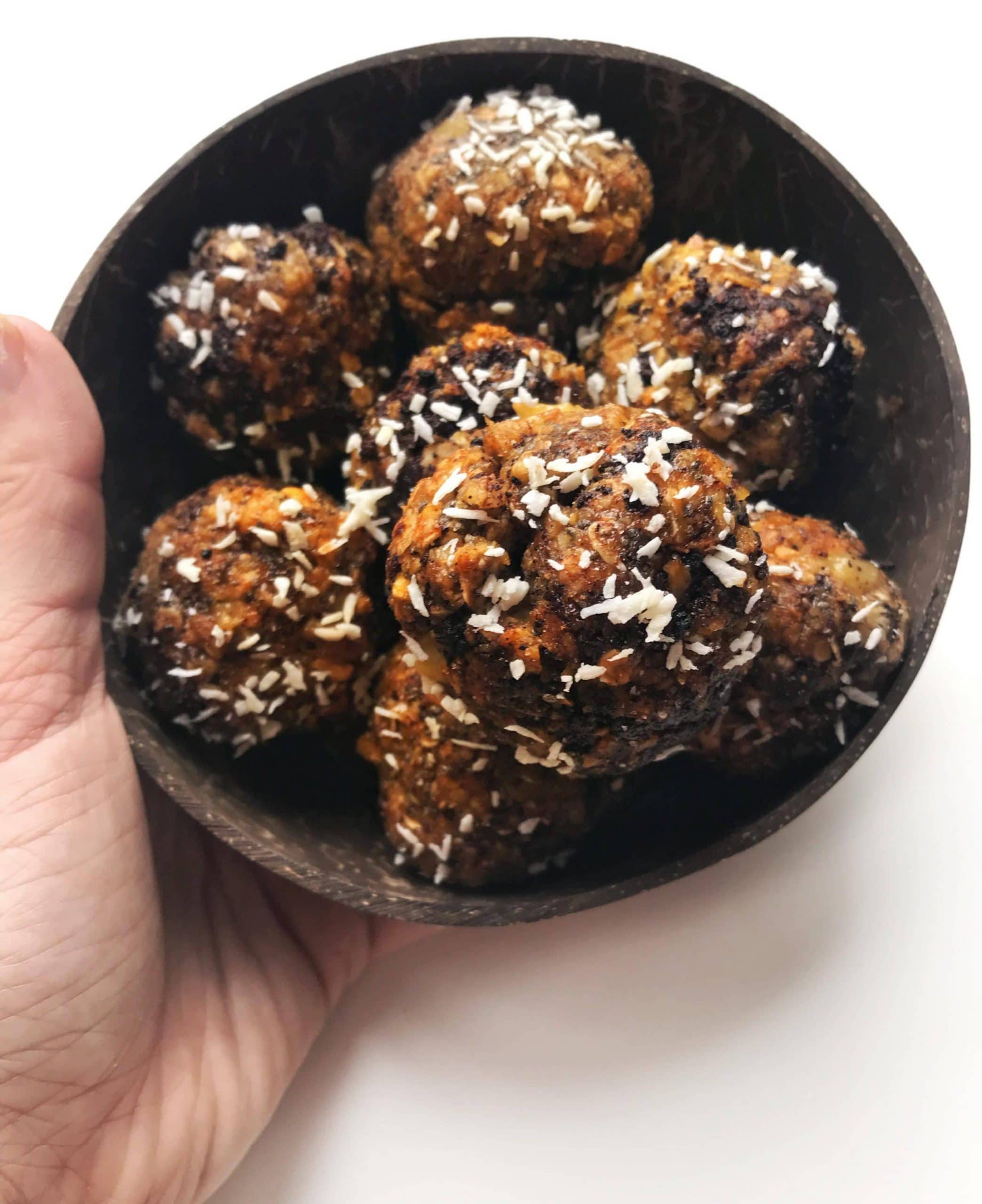 No Bake Banana Bread Bliss Balls - PlantYou