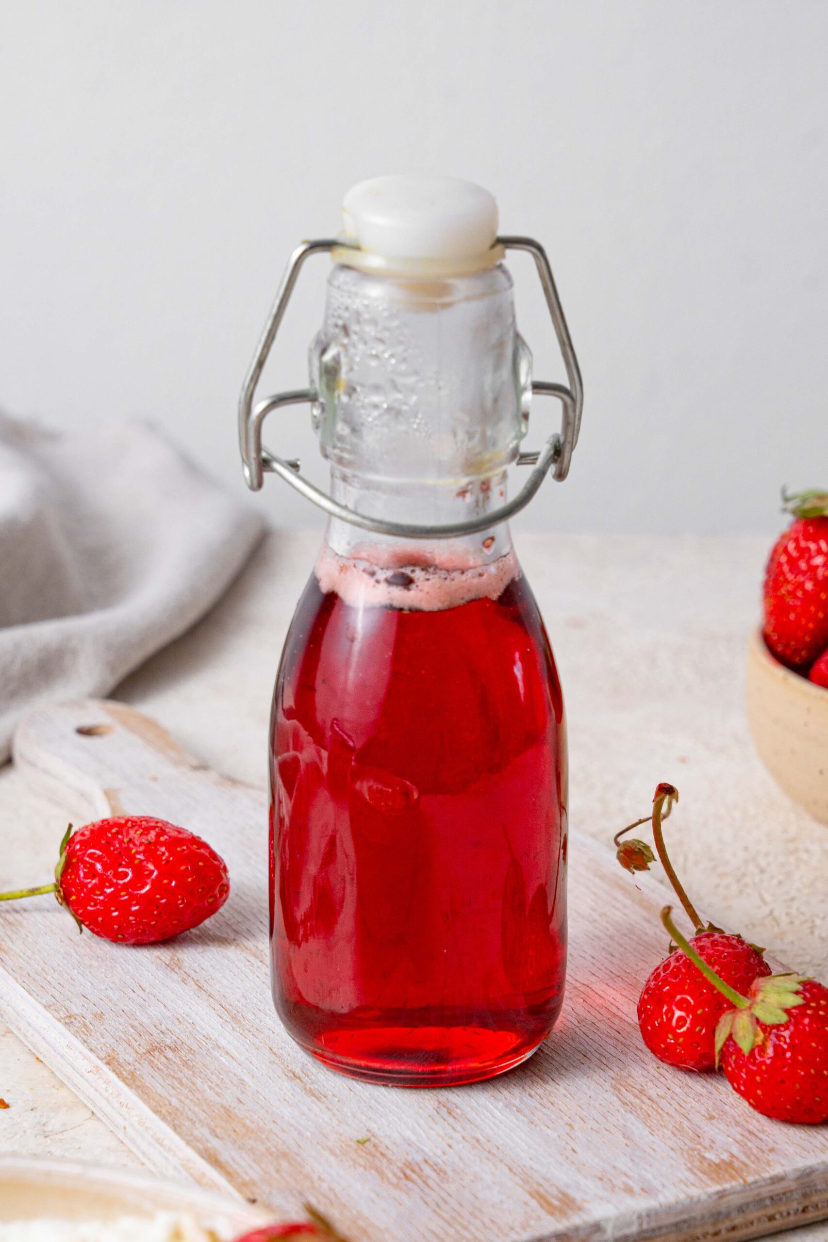 Strawberry Syrup (Easy, Zero-Waste) - PlantYou